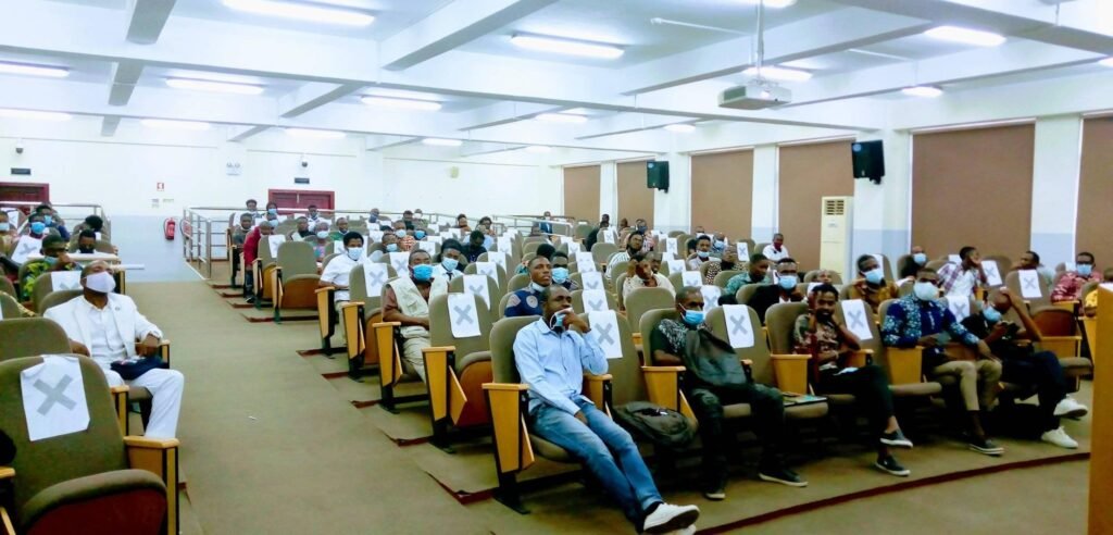 Instituto Superior Politécnico Tocoista